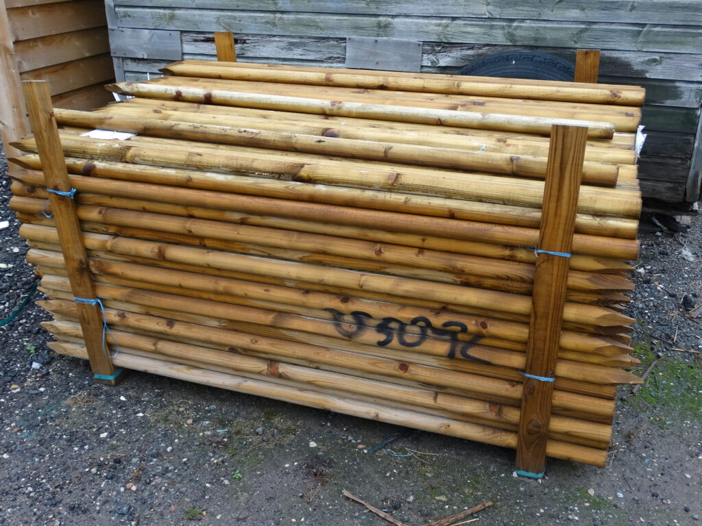 Tree Stakes Rounded | Frost's Nurseries